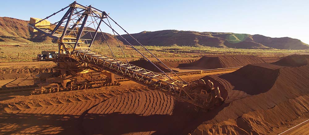 Mining wages hit boom-time highs - Marble